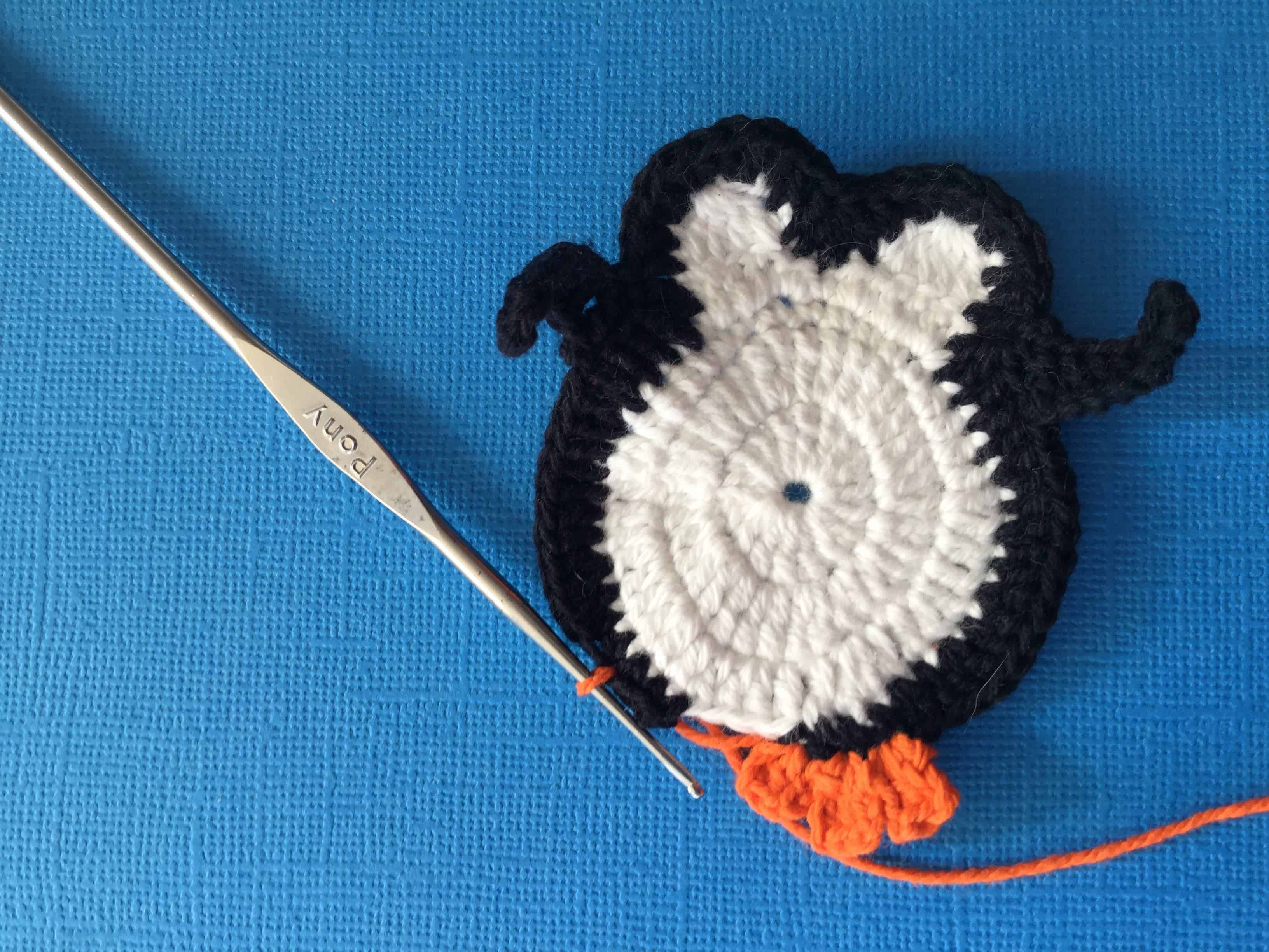 Penguin Crochet Pattern • Kerri's Crochet