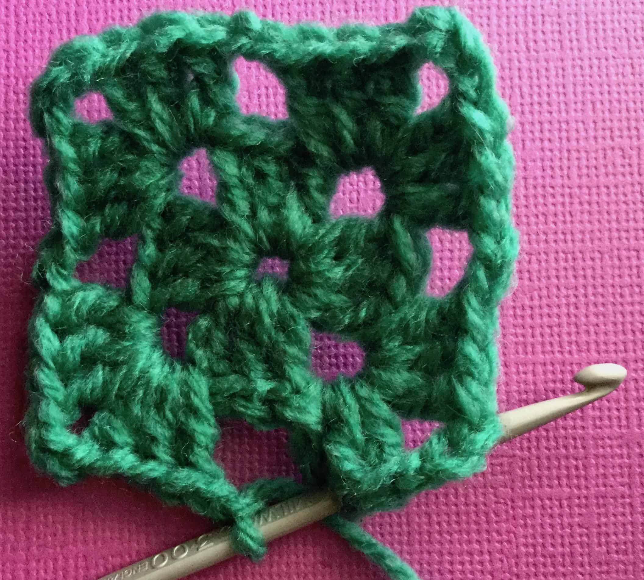 crochet-granny-square-finishing-second-row • Kerri's Crochet