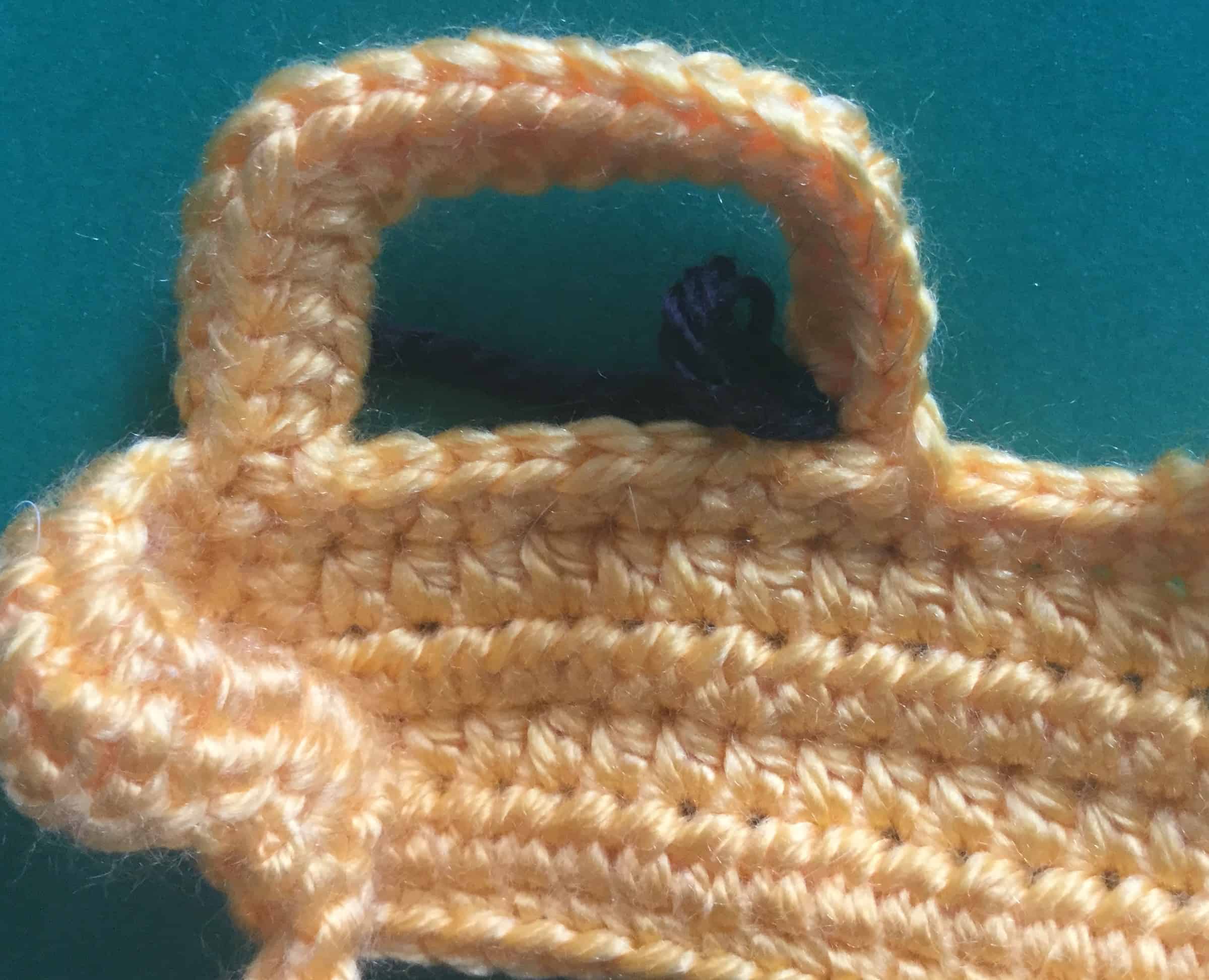 crochet-digger-steering-wheel-loop • Kerri's Crochet