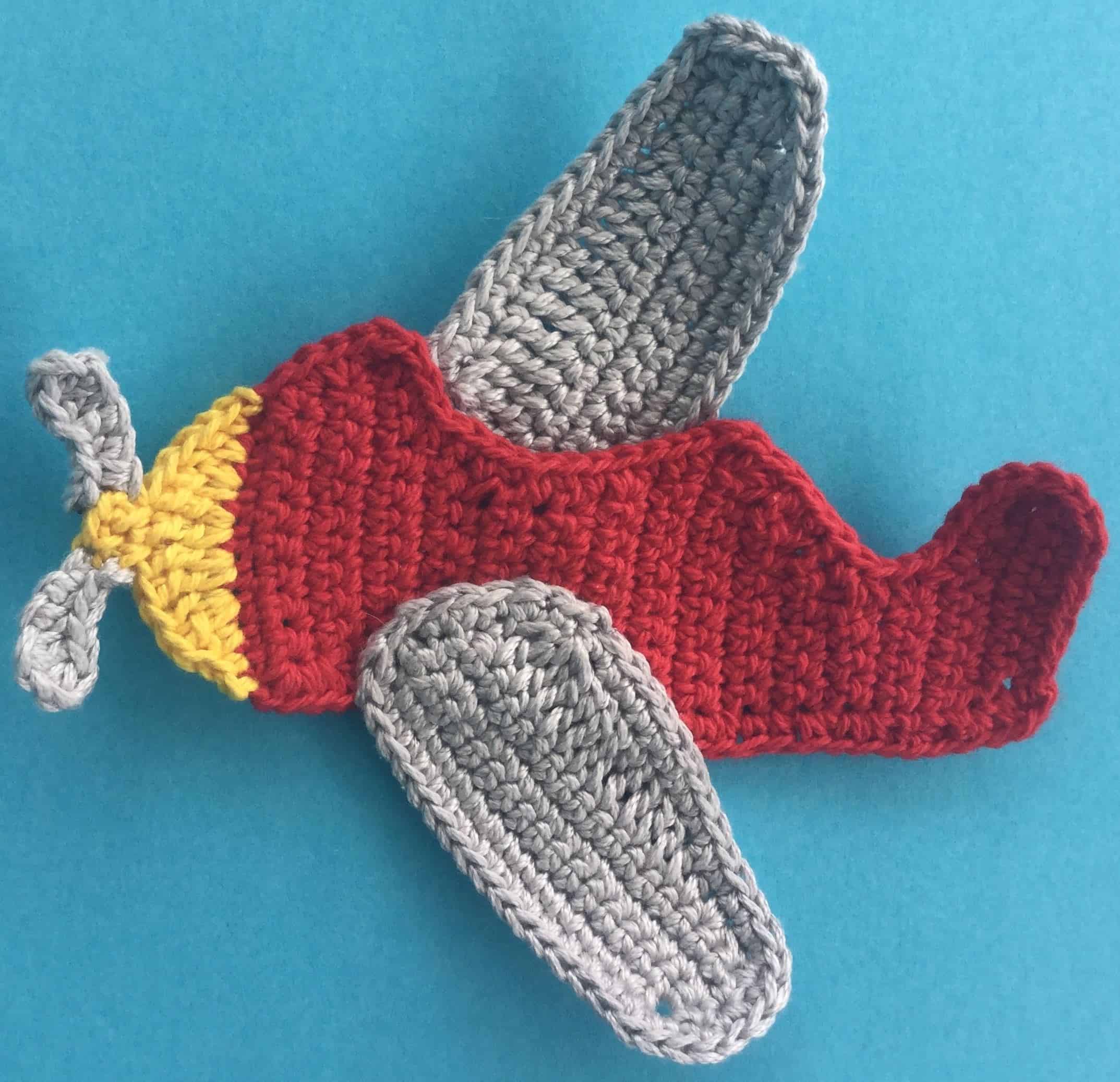 crochet-plane-applique-body-with-wings • Kerri's Crochet