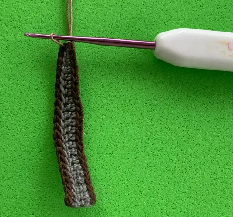 Crochet Violin Pattern • Kerri's Crochet