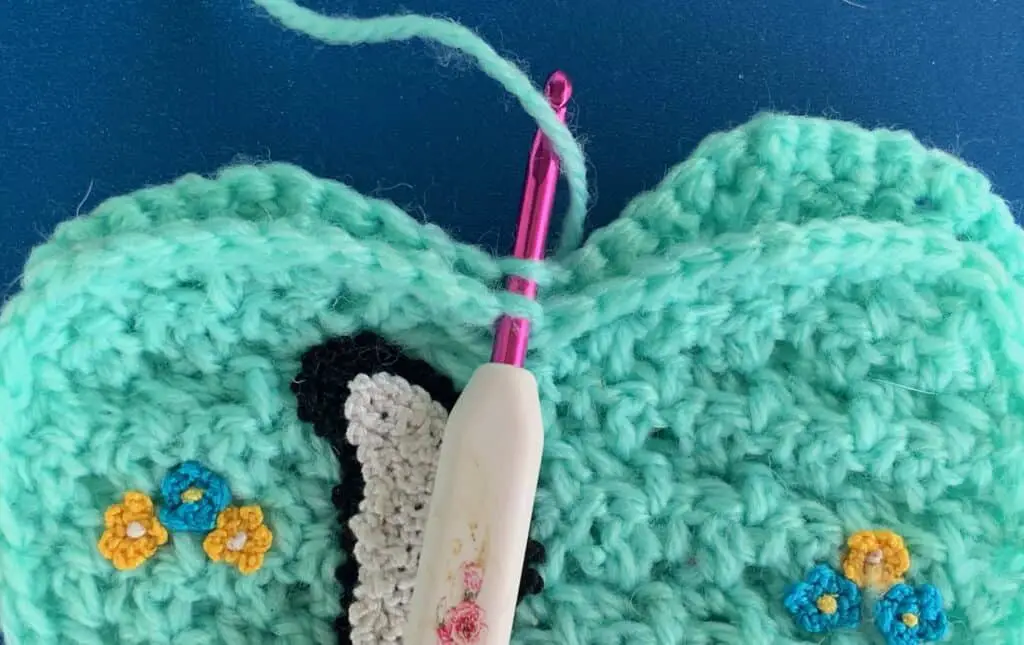 Crochet Large Heart Pattern • Kerri's Crochet